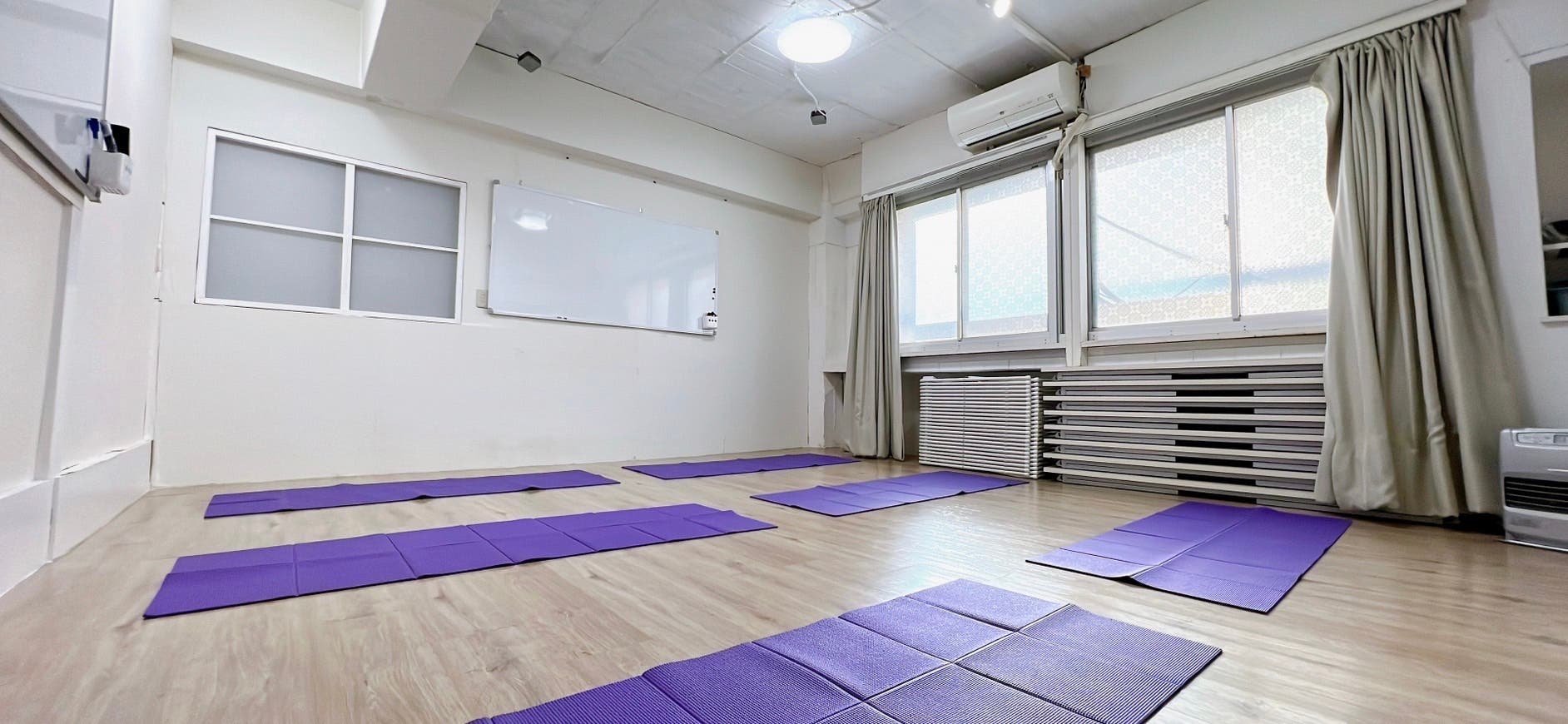 ⭐️稽古場に最適⭐️壁一面ミラー&ヨガマット有⭐️の写真8