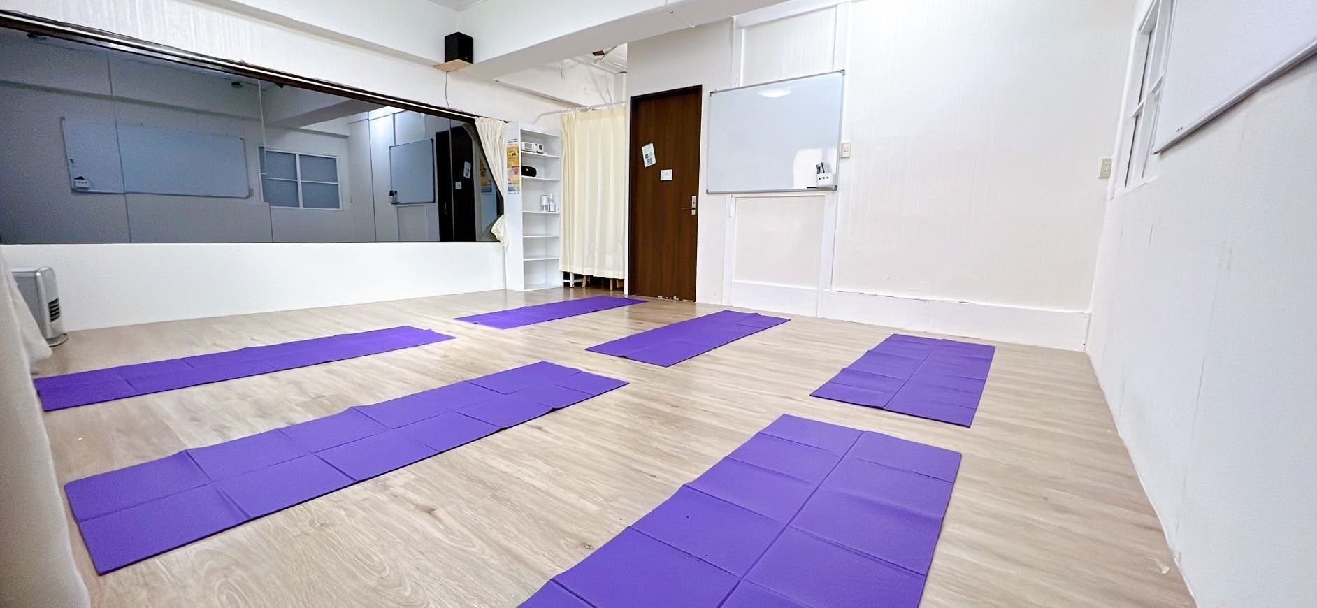⭐️稽古場に最適⭐️壁一面ミラー&ヨガマット有⭐️の写真9