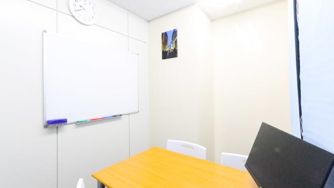 【秋葉原駅徒歩1分!会議室!4名】モニター・WiFi・有線LAN無料!高速光!毎日清掃!ふれあい貸し会議室 秋葉原No72の写真3