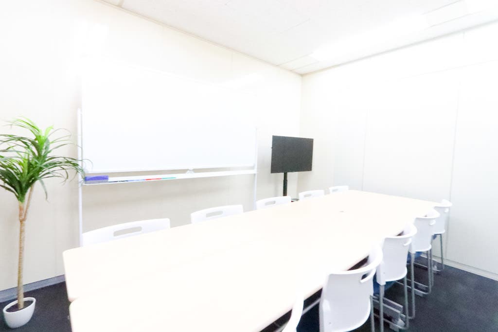 【秋葉原駅徒歩1分！10名】大型モニター・WiFi・有線LAN無料！高速光！毎日清掃！ふれあい貸し会議室 秋葉原No71の写真4