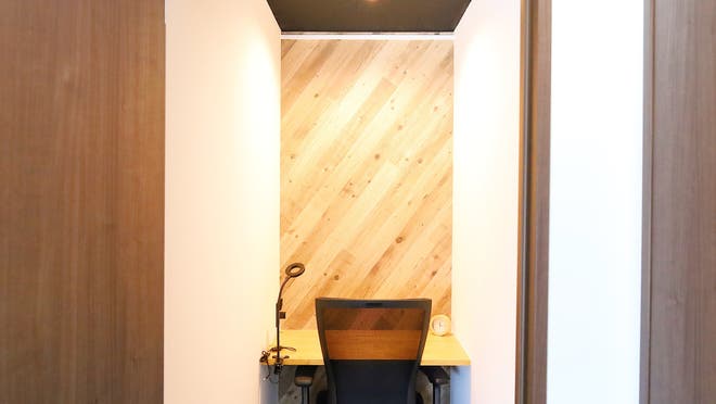 ★NEW★【駒込2分】ドア付き1人用個室ブース。Zoom会議、PC作業、動画撮影、勉強等。超高速WIFI 2Gbps(A-2)の写真4