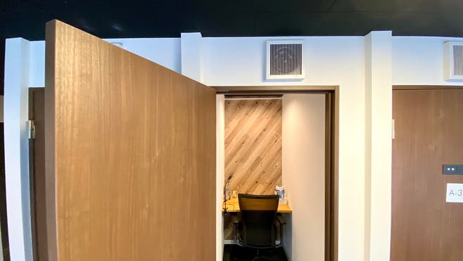 ★NEW★【駒込2分】ドア付き1人用個室ブース。Zoom会議、PC作業、動画撮影、勉強等。超高速WIFI 2Gbps(A-2)の写真20