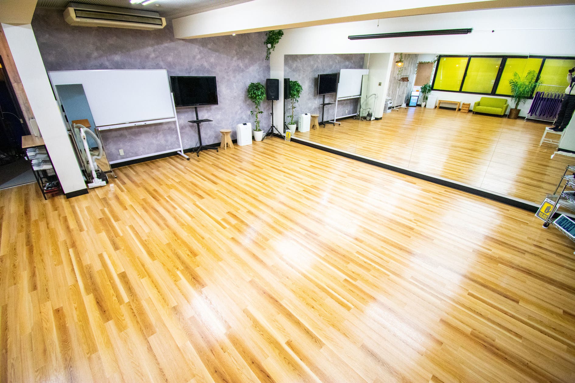 地域最大！約70㎡の大型スペース。ダンス・ヨガ・結婚式の余興練習・撮影・配信・会議・ワークショップ・セミナーなど多目的に利用可能の写真8