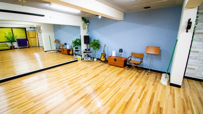 地域最大!約70㎡の大型スペース。ダンス・ヨガ・結婚式の余興練習・撮影・配信・会議・ワークショップ・セミナーなど多目的に利用可能の写真11