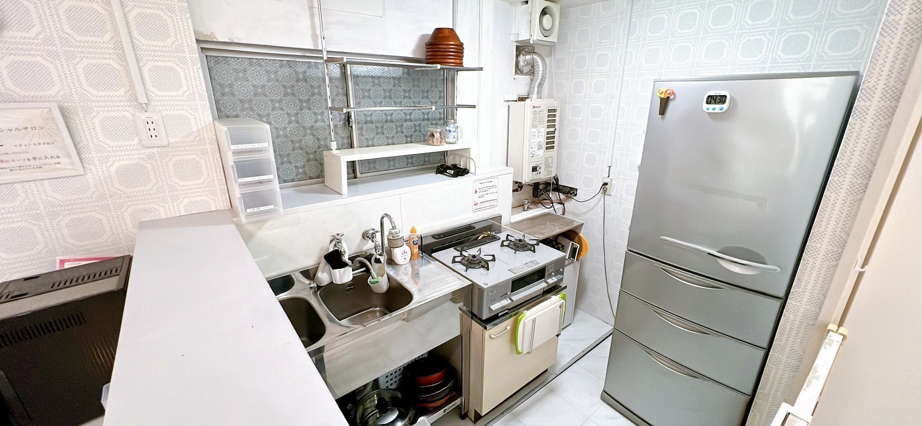 ⭐️65型のモニター（無料）⭐️ミーティングや打ち合わせに嬉しいコーヒー飲み放題の写真8