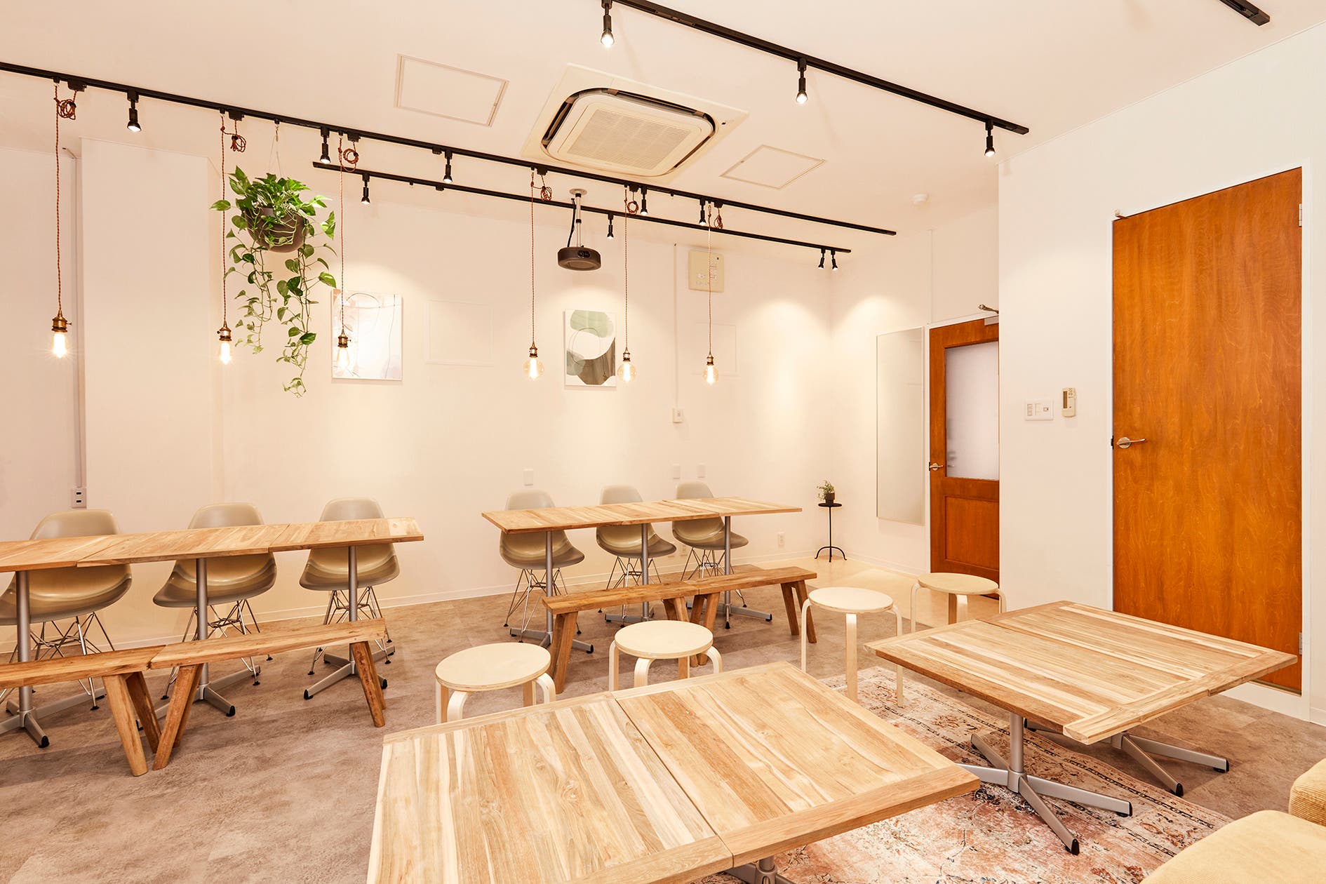 【三条駅3分】25名着席可🙆‍♀️大画面150㌅スクリーン🎥飲食持込🆗24H🌃クリスマスパーティー🧑‍🎄の写真4