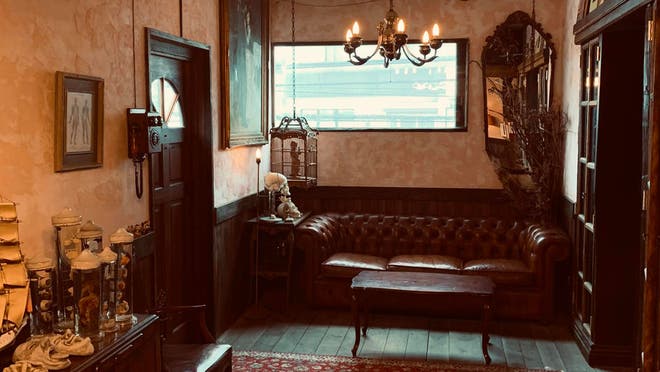 古材 アンティーク レトロ 木 噴水 無垢材 レンガ シャンデリア 雑貨の写真7