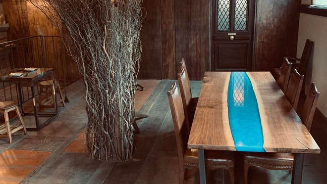 古材 アンティーク レトロ 木 噴水 無垢材 レンガ シャンデリア 雑貨の写真9