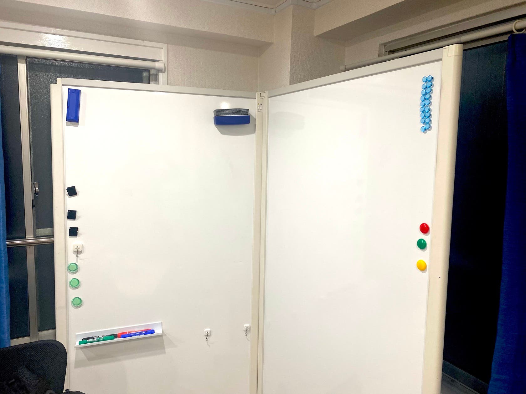 ＜マルチスペース千代田＞4駅徒歩10分以内🚃Wi-Fi📶モニター🖥グリーンバック/リングライト🎥会議/テレワーク/撮影の写真14