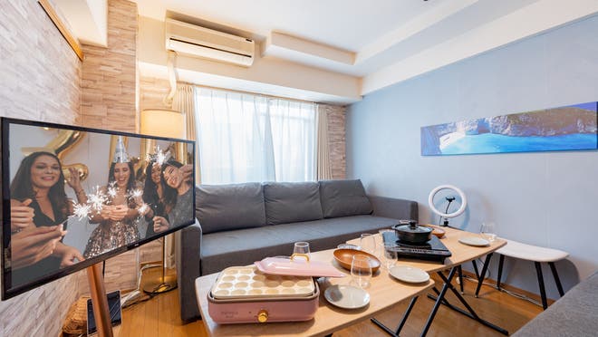 下北沢駅2分/10名まで集まりに人気✨ゴミ捨て無料❗️24時間利用⭕️撮影、勉強会、懇親会、ボードゲームの写真2