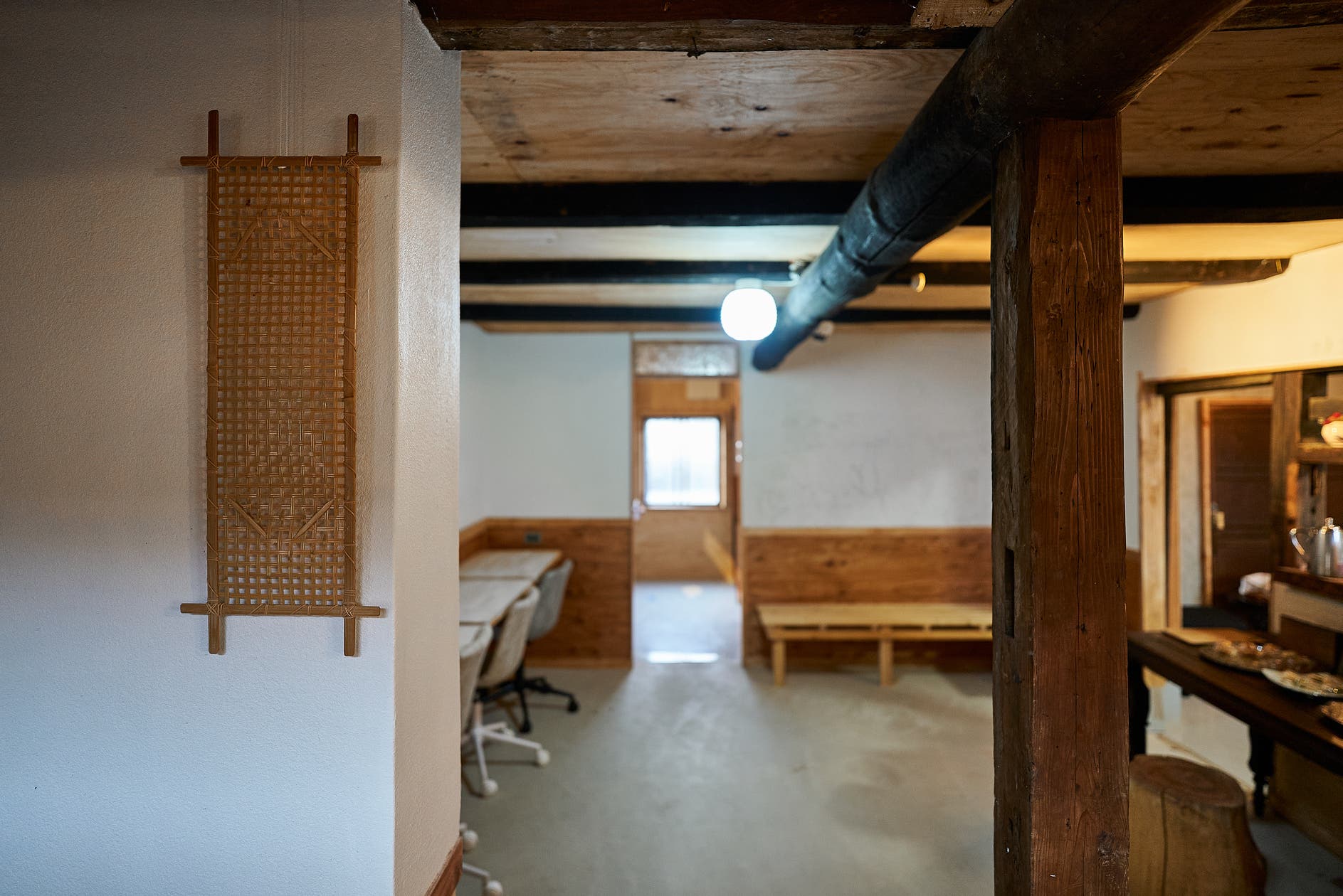 【1階スペース】ココロと身体が整う 古民家コワーキング／ Wi-Fi有り ／ キッチン利用可 ／ カフェ併設  ／ 飲食物持込可の写真8