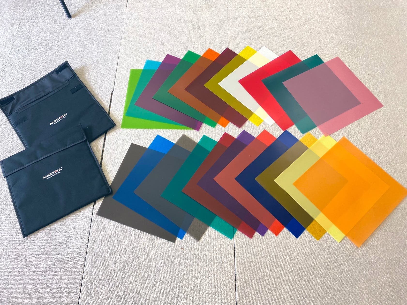 【機材レンタル無料】沖縄那覇/白ホリ撮影向け/照明・背景充実の写真9