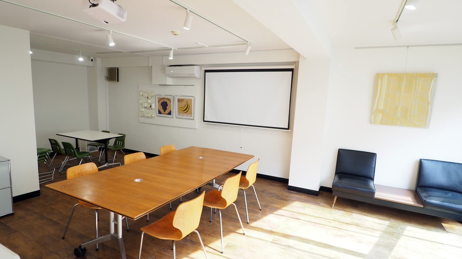 【SHIBUYA ROCKS 301】渋谷パルコから5秒！撮影、パーティー、会議、控室、高速WiFi、土足OK！の写真6