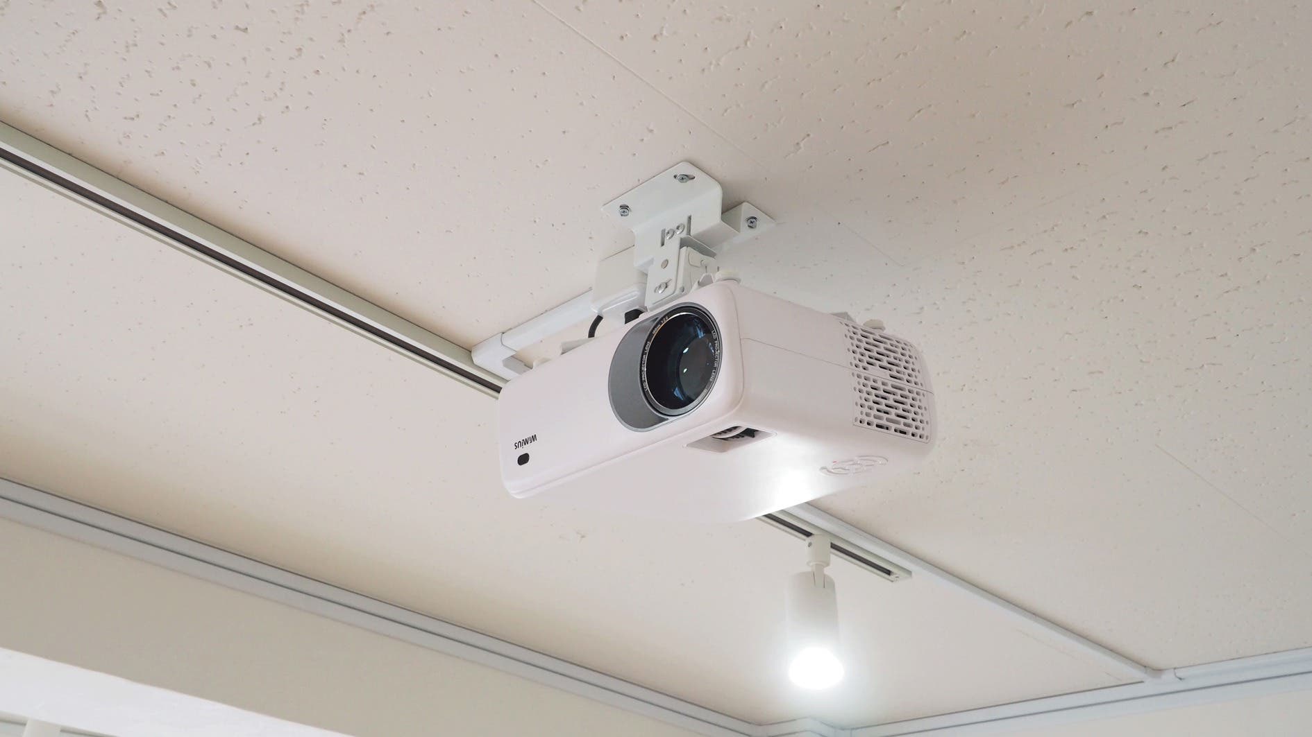 【SHIBUYA ROCKS 301】渋谷パルコから5秒！撮影、パーティー、会議、控室、高速WiFi、土足OK！の写真16