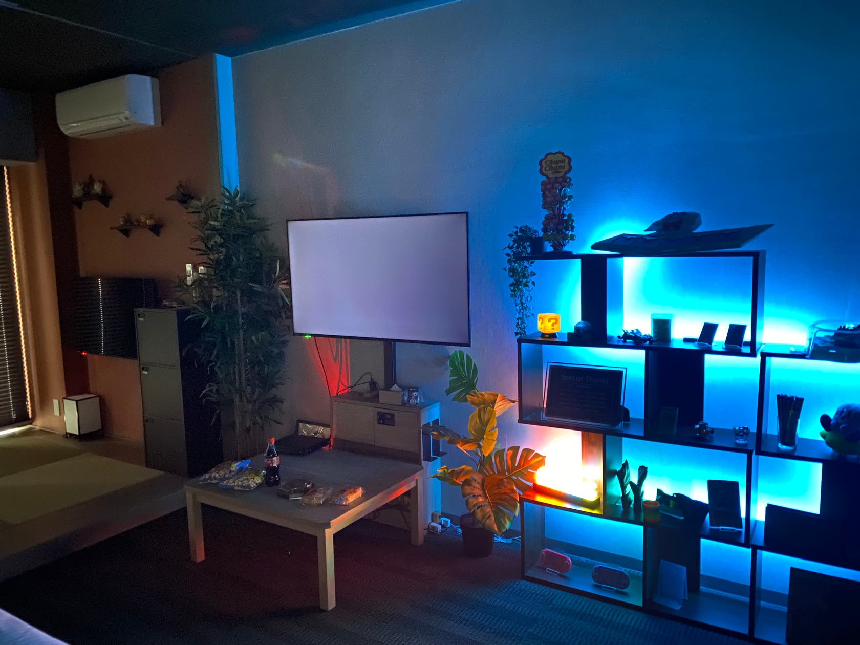 【オトナ帝国基地】浅草橋徒歩2分🚉懐かしゲーム🎮やデュエル🃏、ゴーシュート🐲、大型TV映像鑑賞📺を楽しもう！（27畳）の写真8