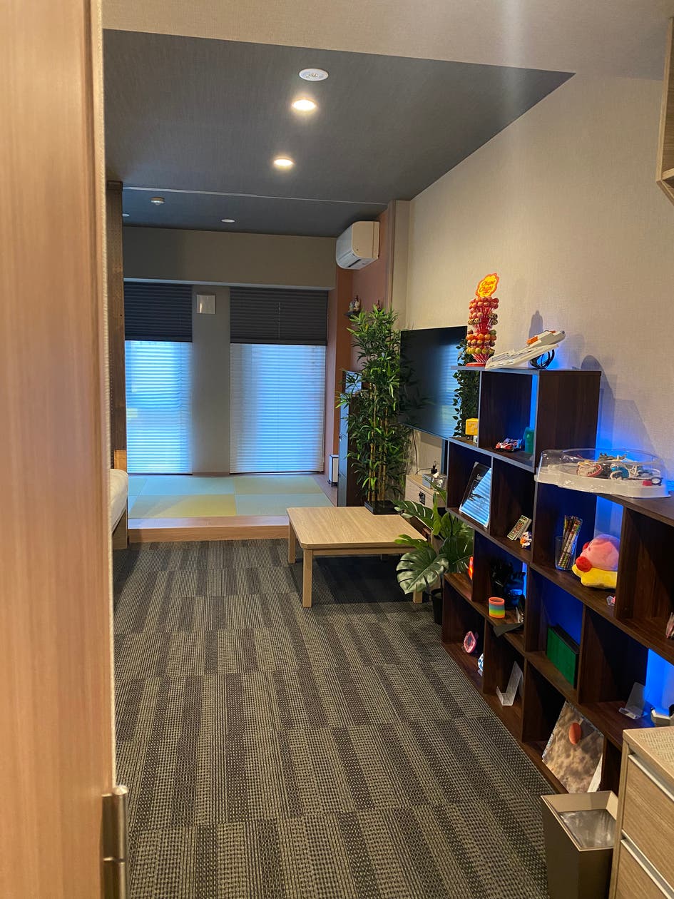 【オトナ帝国基地】浅草橋徒歩2分🚉懐かしゲーム🎮やデュエル🃏、ゴーシュート🐲、大型TV映像鑑賞📺を楽しもう！（27畳）の写真10