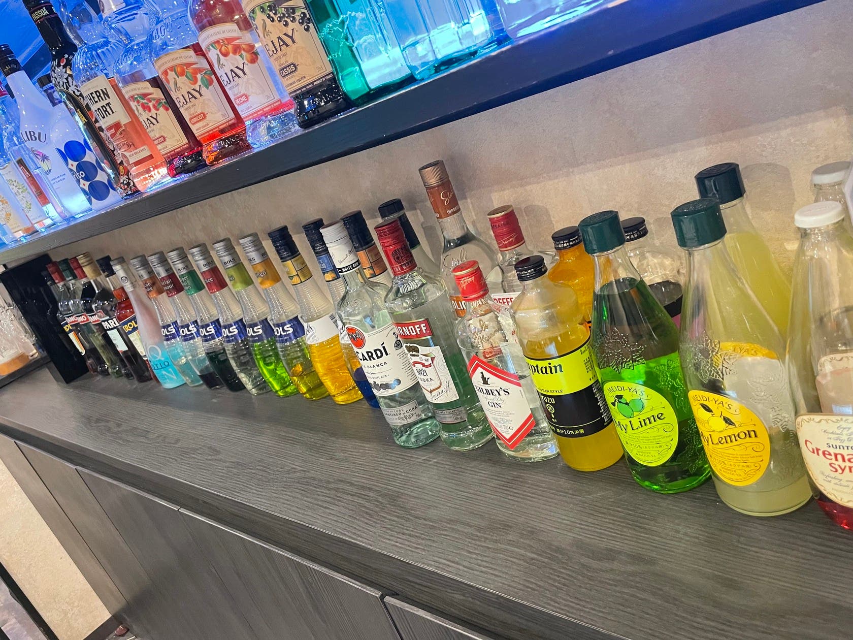 G【15名前後】梅田駅近/カラオケ・ダーツ無料/ネオンのオシャレ空間の写真7