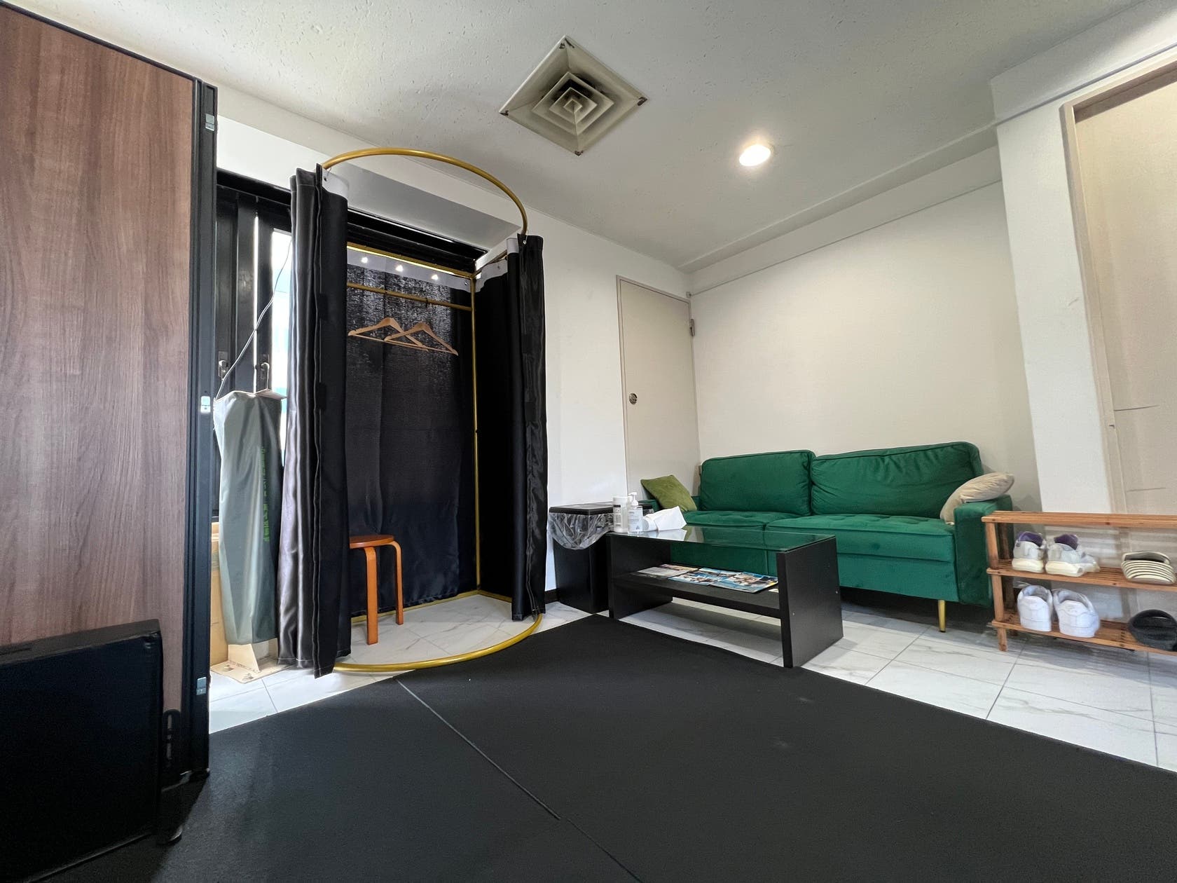 ピラティス＆筋トレができる完全個室のレンタルジム│リフォーマー・5in1ラック・ダンベル35kgまで‼️(最大4人まで)の写真11