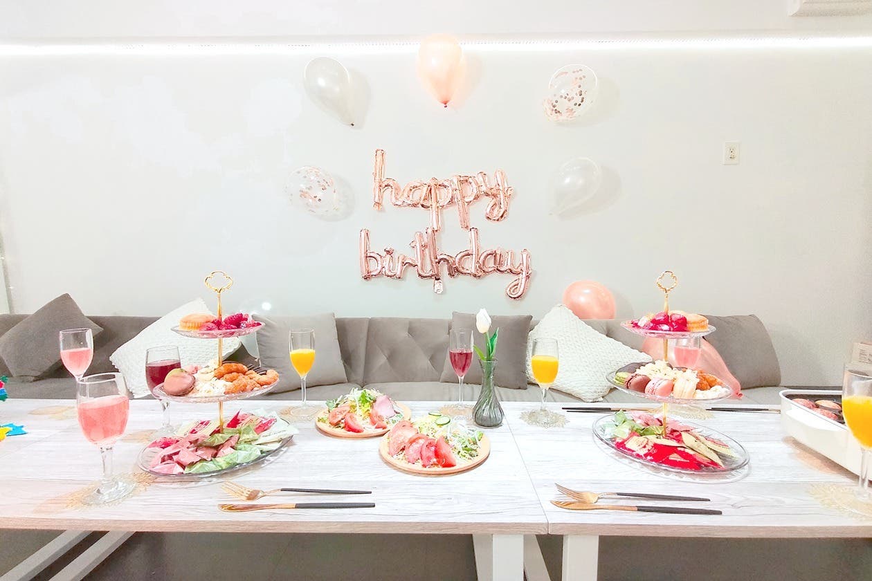 横浜で大人数OK❗️🚃コンビニ2分✨駅3分✨女子会✨お家デート✨誕生日会✨撮影✨映画鑑賞✨ゴミ捨てOK✨無料高速Wi-Fiの写真9