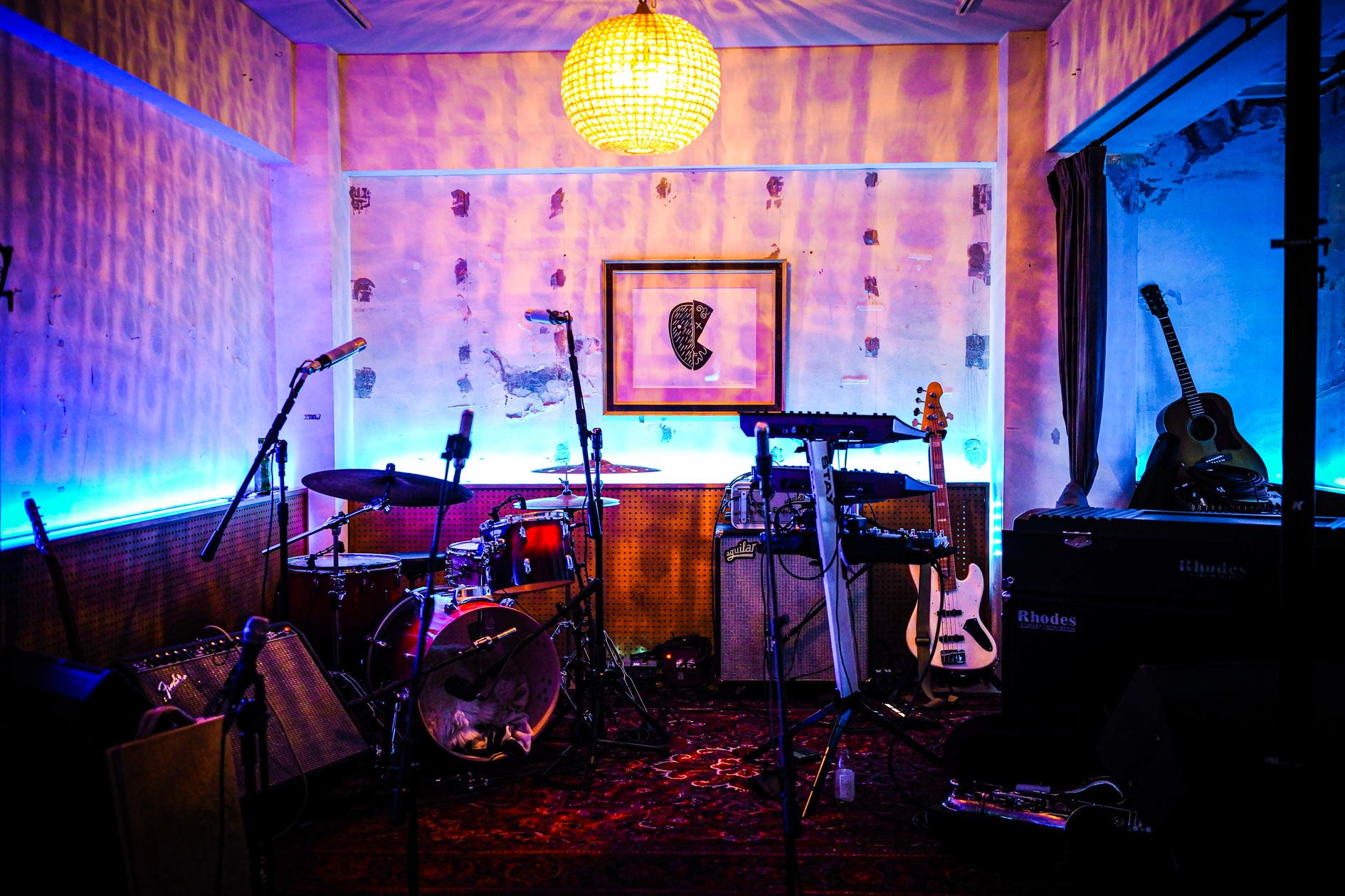 【日本橋】地下1階 40㎡・会議・撮影・ライブ・パーティー・イベント・音出し可能【駅チカ】の写真4