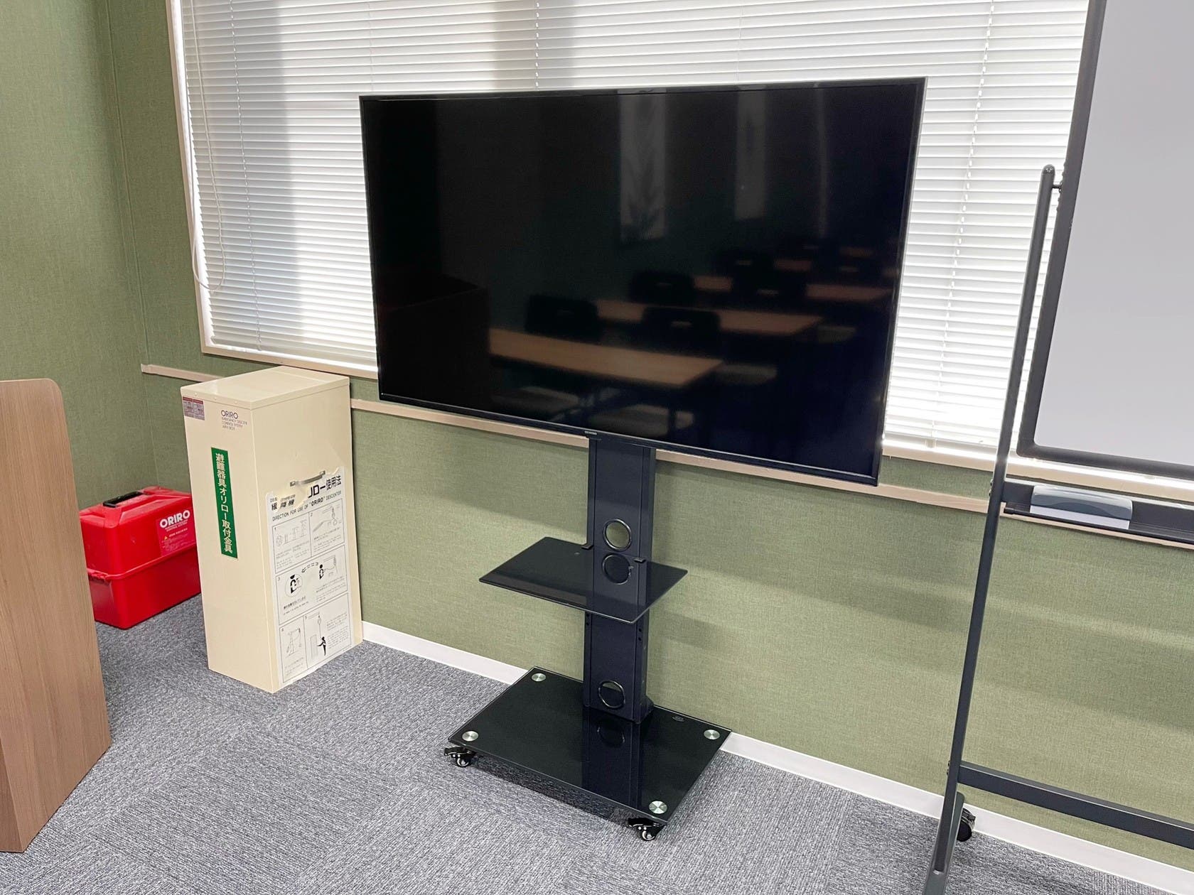 【静岡駅徒歩5分・34名着席可・無料WiFiあり】貸し会議室UNIELL 静岡駅北口 研修 講演 セミナー  ヨガの写真23