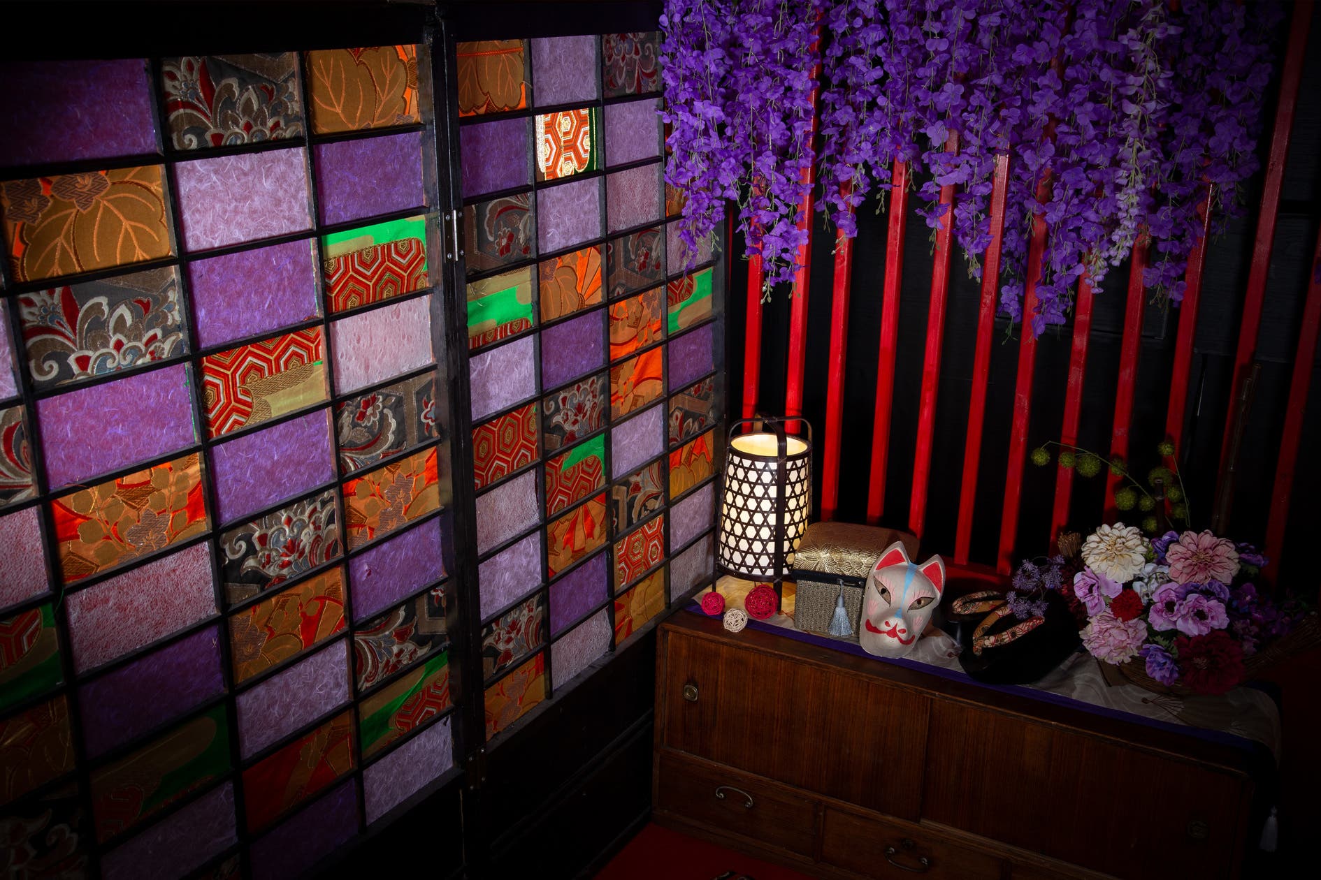 【花魁部屋/フォトスペース/谷町六丁目/駅近】スタッフ常駐スタジオの写真2