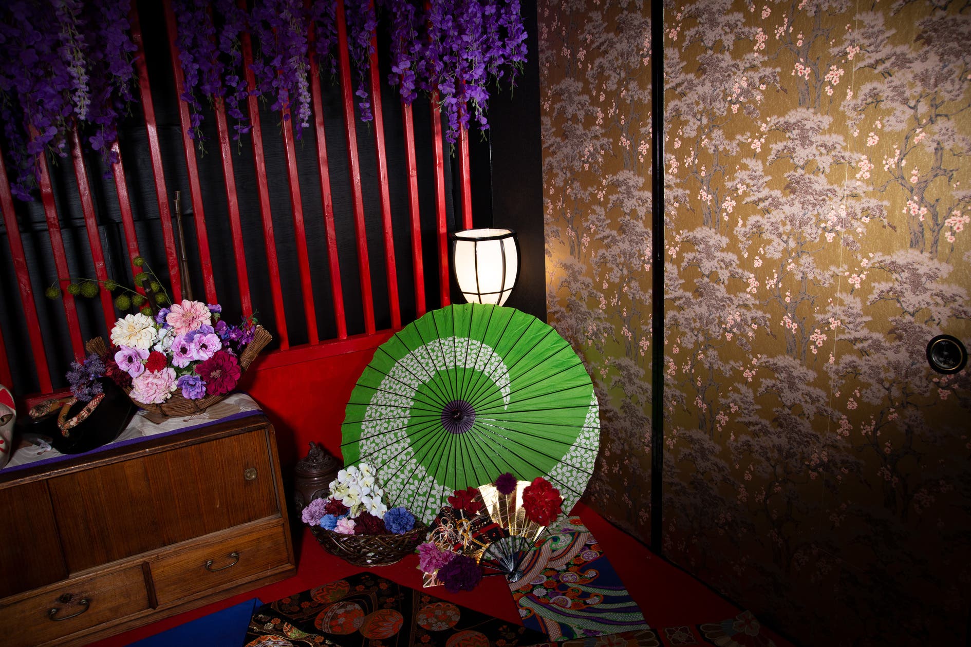 【花魁部屋/フォトスペース/谷町六丁目/駅近】スタッフ常駐スタジオの写真3