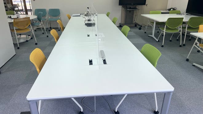 【八丁堀・茅場町】事前見学OK!前日搬入OK!セミナーやハッカソン、イベントで利用できる東京駅から徒歩15分の会議室の写真7