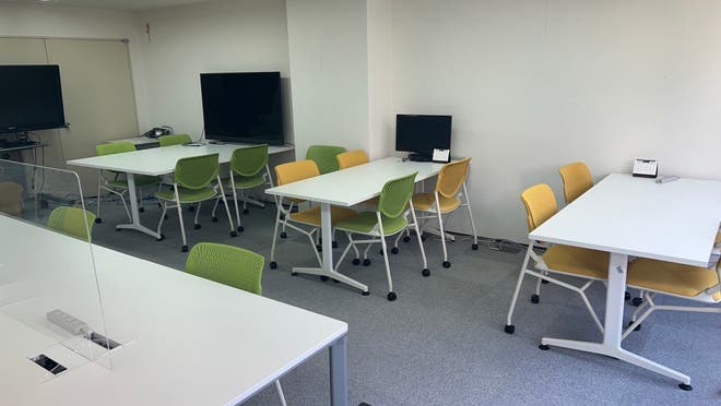 【八丁堀・茅場町】事前見学OK!前日搬入OK!セミナーやハッカソン、イベントで利用できる東京駅から徒歩15分の会議室の写真4