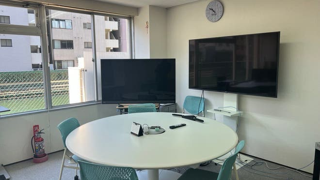 【八丁堀・茅場町】事前見学OK!前日搬入OK!セミナーやハッカソン、イベントで利用できる東京駅から徒歩15分の会議室の写真10