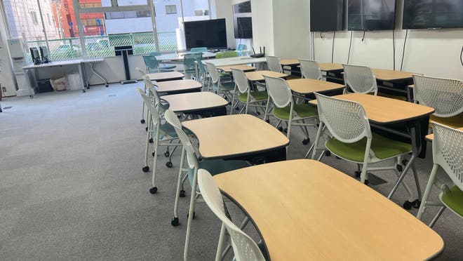 【八丁堀・茅場町】事前見学OK!前日搬入OK!セミナーやハッカソン、イベントで利用できる東京駅から徒歩15分の会議室の写真12