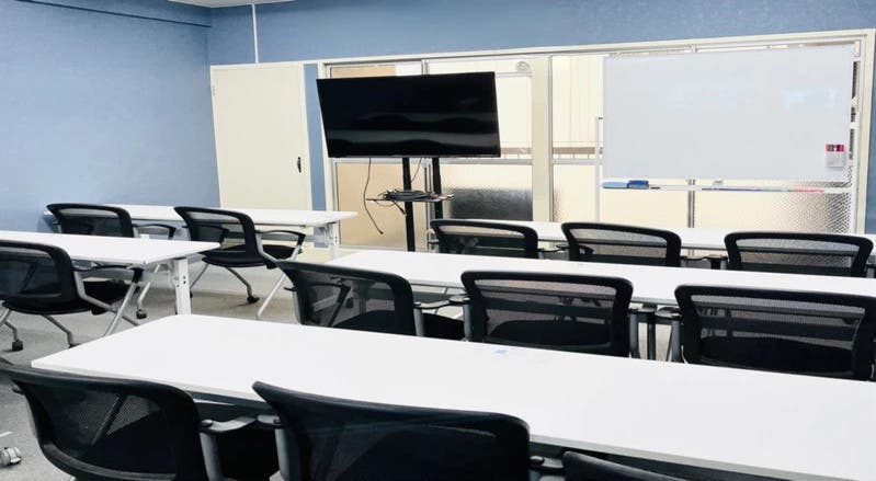 ワンコイン会議室高田馬場　 高田馬場駅 徒歩1分（Wi-Fi無料！高田馬場で最安料金！最大20名利用可能-格安会議室）