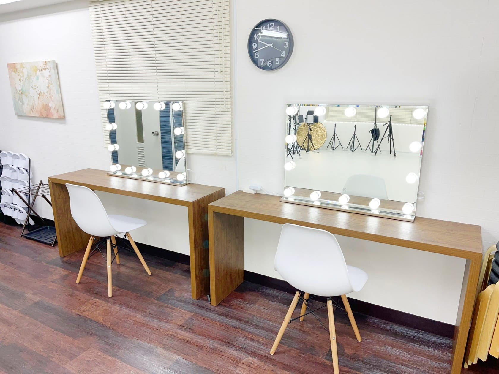 赤坂駅徒歩2分・撮影スタジオ・3.9ｍ×6.9ｍの白バック・スタジオ面積撮58㎡・撮影用備品無料貸出し・令和５年３月オープン！の写真11