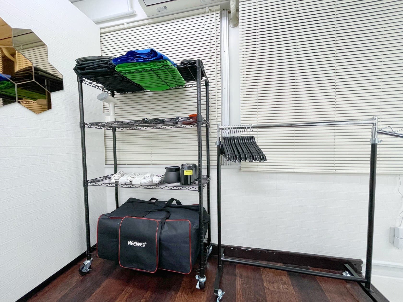 赤坂駅徒歩2分・撮影スタジオ・3.9ｍ×6.9ｍの白バック・スタジオ面積撮58㎡・撮影用備品無料貸出し・令和５年３月オープン！の写真21