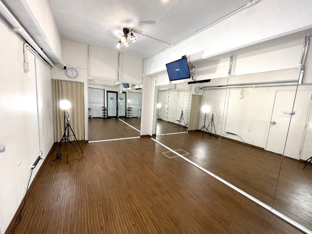 駅ちか(折尾駅徒歩3分)ダンスに特化したレンタルスタジオ♪♪動画の撮影にも快適な設備を配置♪♪の写真13