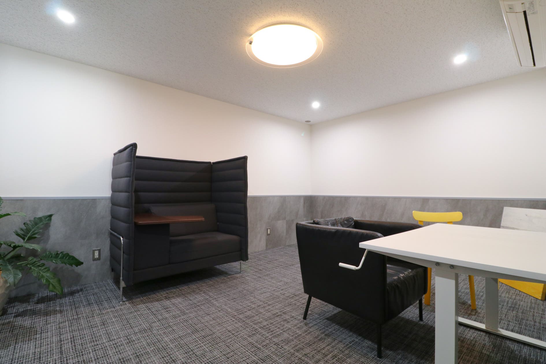 矢場町駅から徒歩5分のレンタルスペース/栄の写真1