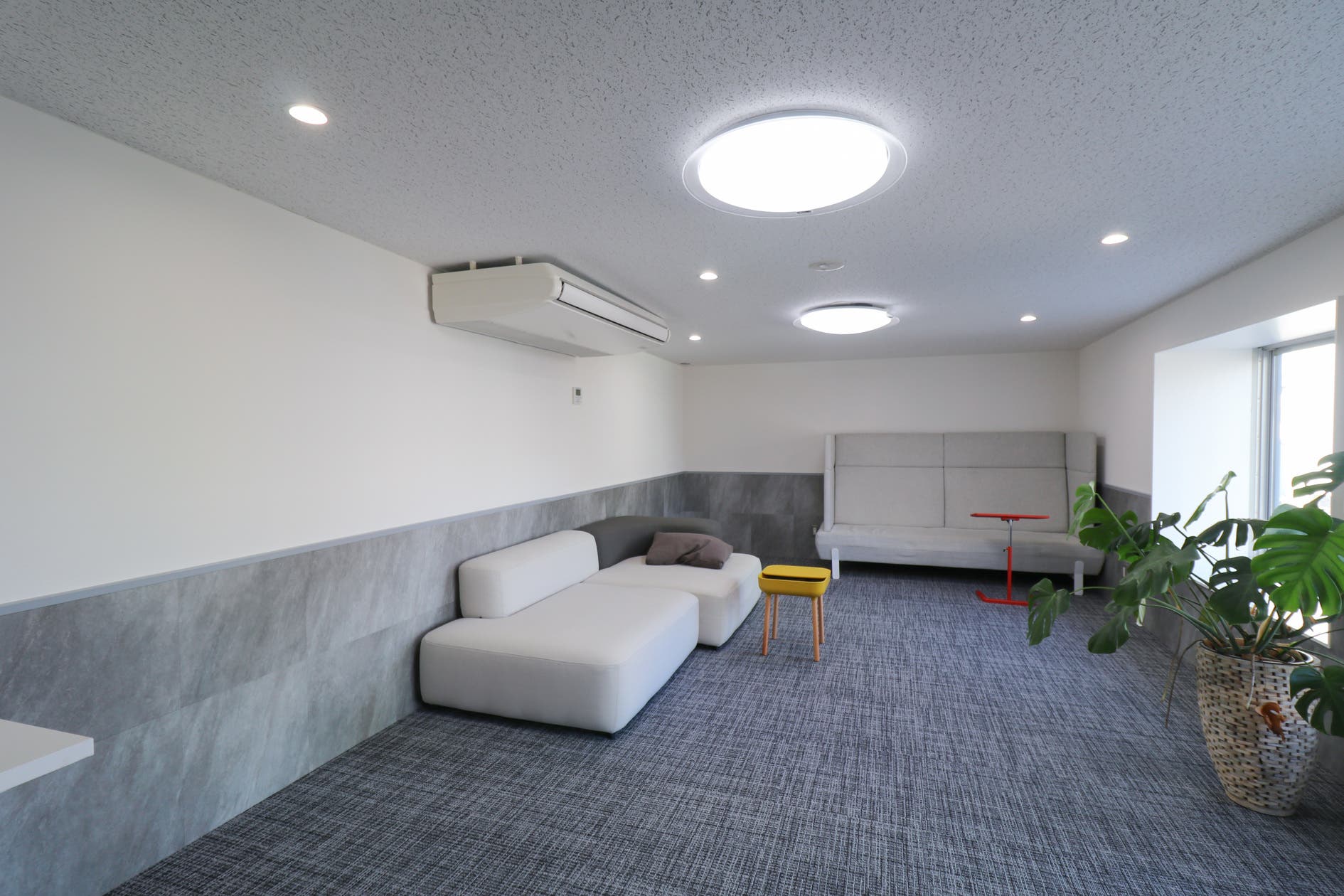 矢場町駅から徒歩5分のレンタルスペース/栄の写真1