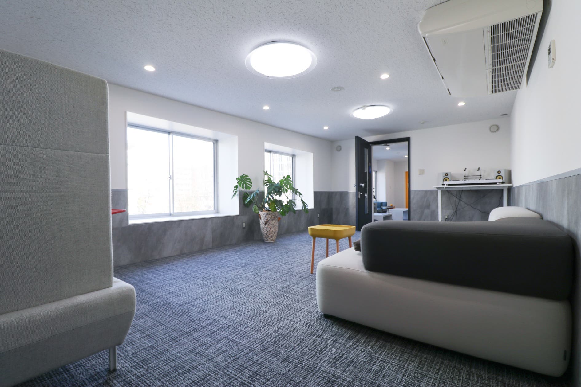 矢場町駅から徒歩5分のレンタルスペース/栄の写真2