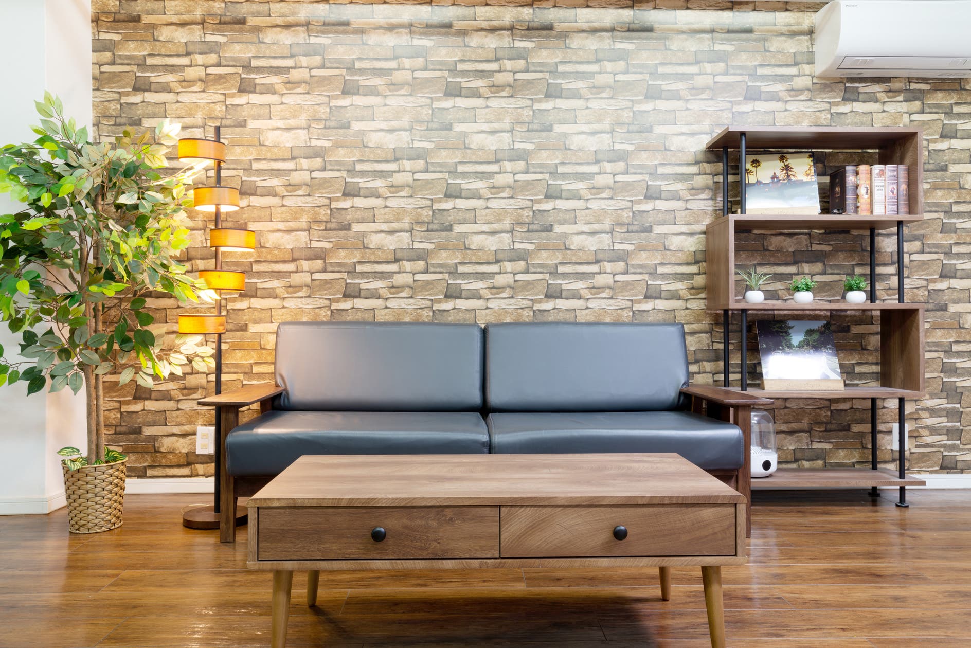 【1h〜京王線/笹塚駅6分】落ち着いた雰囲気、白背景の撮れるスタジオ【機材豊富使用方法説明あり。防音・照明付き・4面クロマキー】の写真7