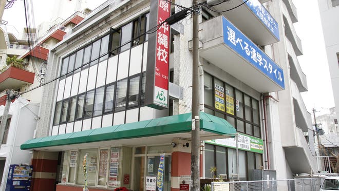 【旭橋駅徒歩3分】定員33+α名!プロジェクター含む備品・高速Wi-Fi無料!泉崎301会議室の写真14