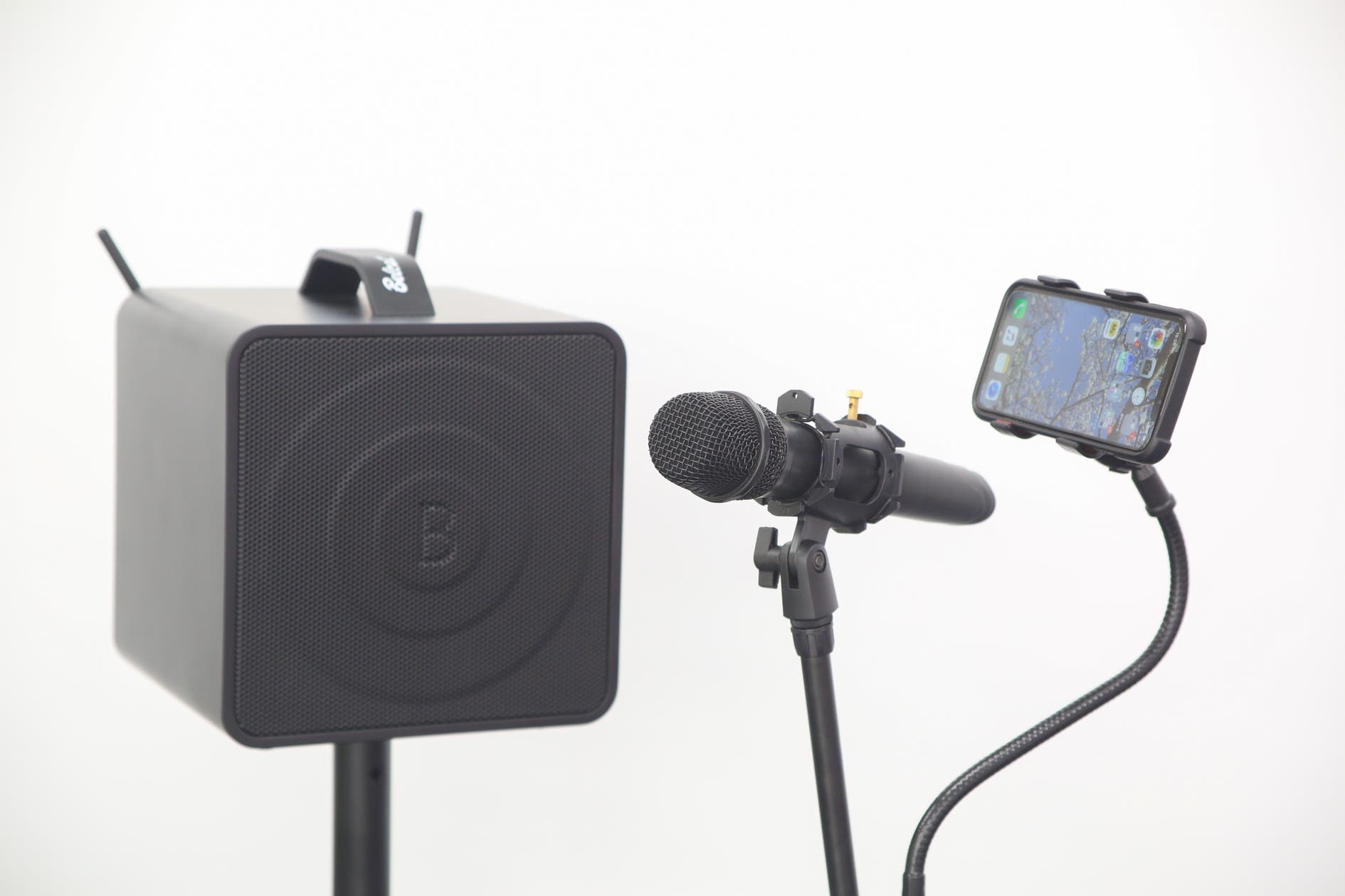 【旭橋駅徒歩3分】定員45+α名！プロジェクター含む備品・高速Wi-Fi無料！泉崎202会議室の写真13