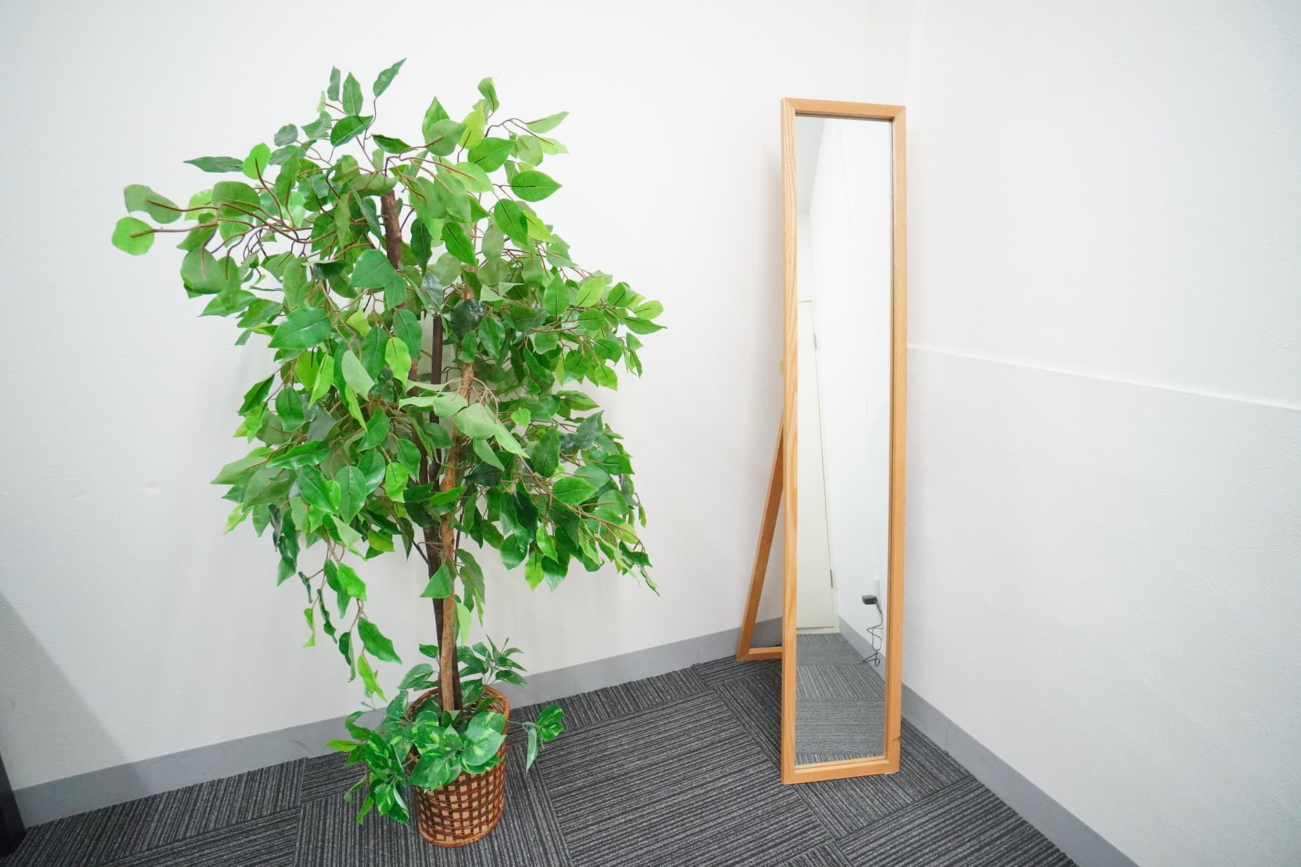 ＜ワークスペース本町＞光Wi-Fi📶モニター無料🖥テレワーク/Zoom/会議/商談/作業場所の写真12