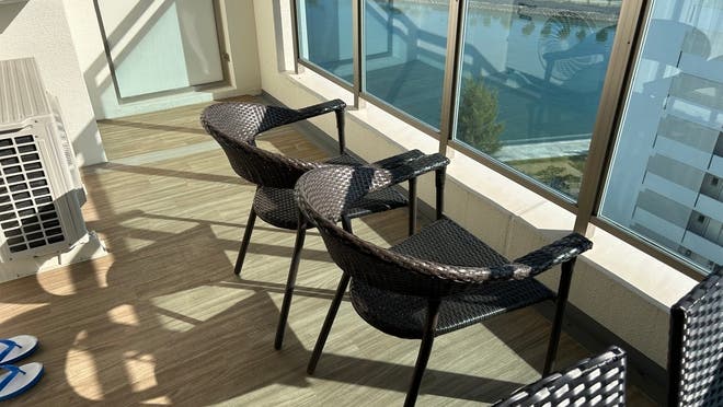 【那覇曙】パーティーや撮影などに最適!大型TV/ゴミ捨て可/共有ラウンジ貸切可!/ベランダ/ボドゲ充実の写真14