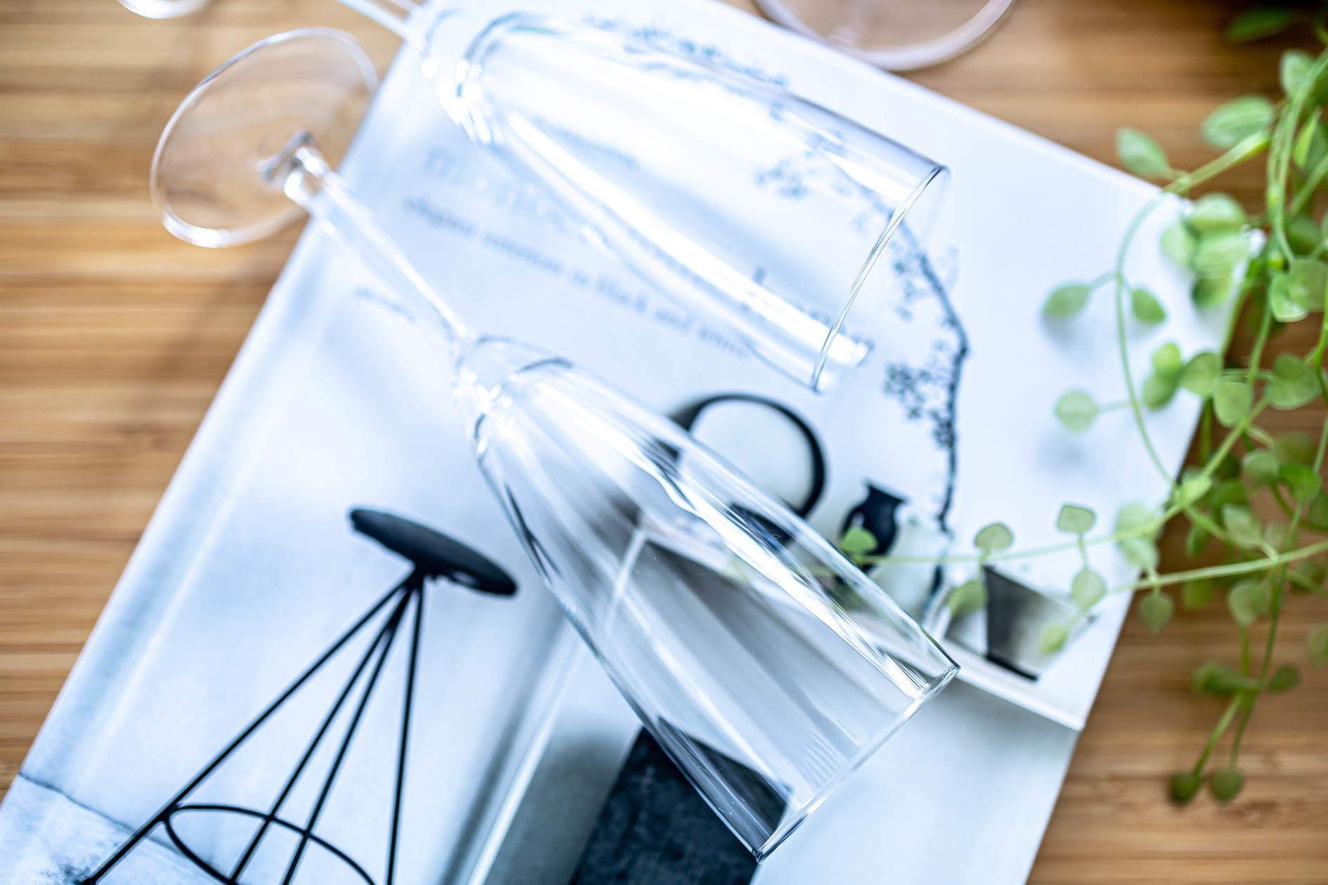 Ａ２．［天井高4M・2面採光］多面性のあるスタイリッシュ空間　MV/対談/カフェ/バス/ベッドの写真10