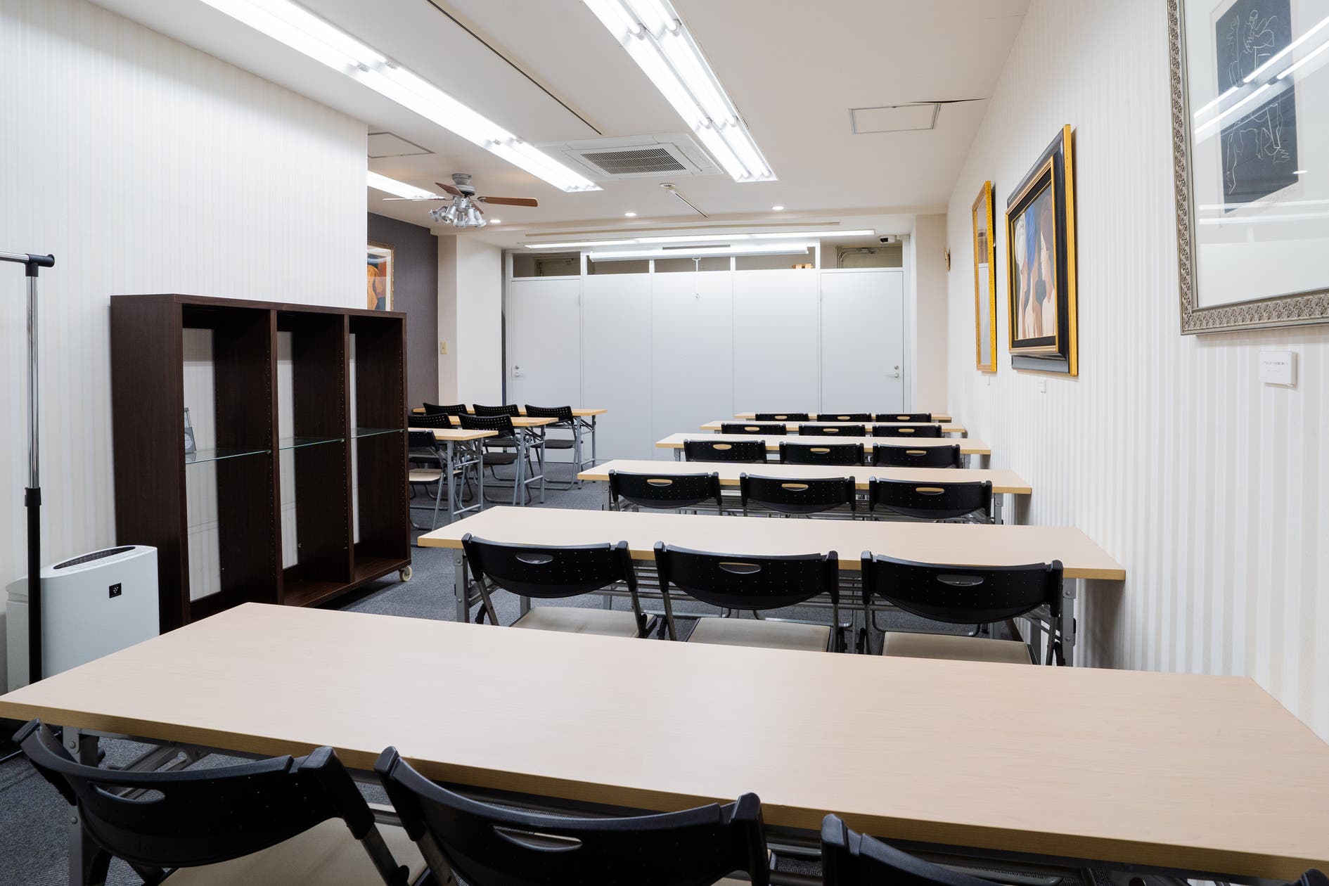 フリールーム 30㎡（サムシングビル3F）【鹿児島市 天文館にある多目的レンタルスペース(Wi-Fi完備)】の写真4