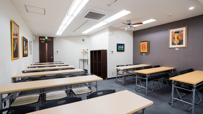 フリールーム 30㎡(サムシングビル3F)【鹿児島市 天文館にある多目的レンタルスペース(Wi-Fi完備)】の写真1