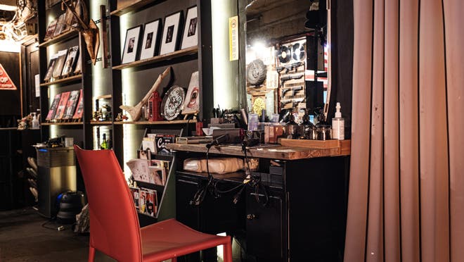 【ストロボ無料レンタル】アメリカンガレージ/廃墟/工場/サイバーパンク/スモークマシン/レトロの写真11