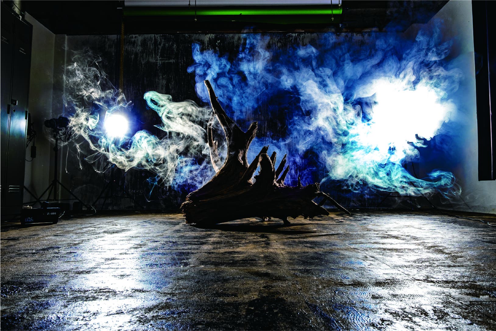 【ストロボ無料レンタル】アメリカンガレージ/廃墟/工場/サイバーパンク/スモークマシン/レトロの写真12