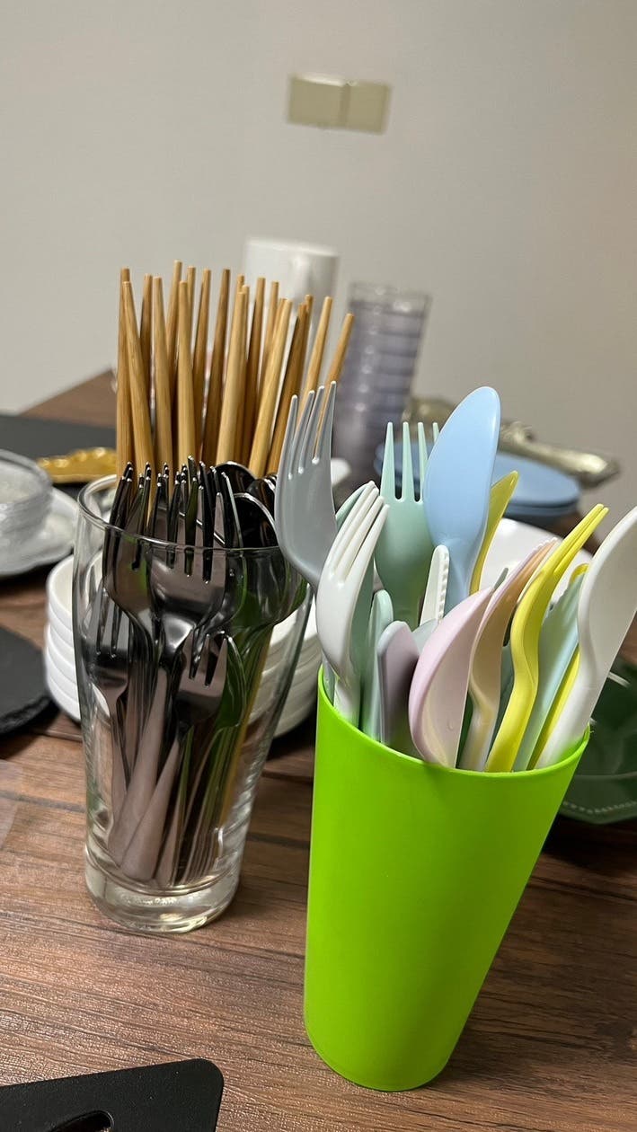 【中崎町徒歩1分】ROOM６F DINING　会議や打ち合わせ、女子会やママ会等、多目的に利用可能！の写真5