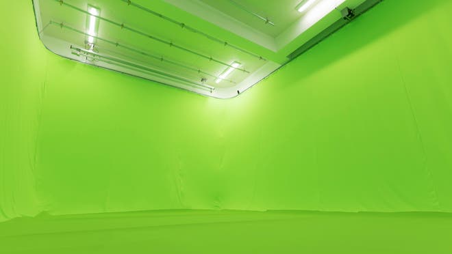 西日暮里駅徒歩3分! 自然光撮影対応の白ホリスペースがメインのレンタル撮影スタジオの写真2